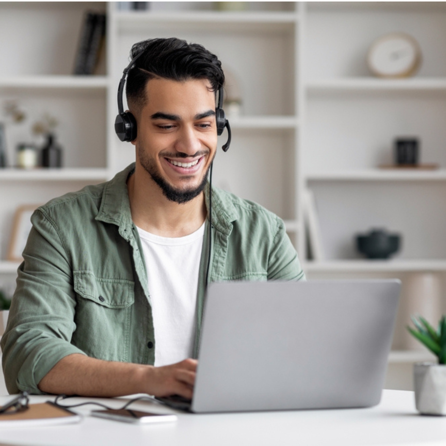 ABOUT US - VAL AUDIO